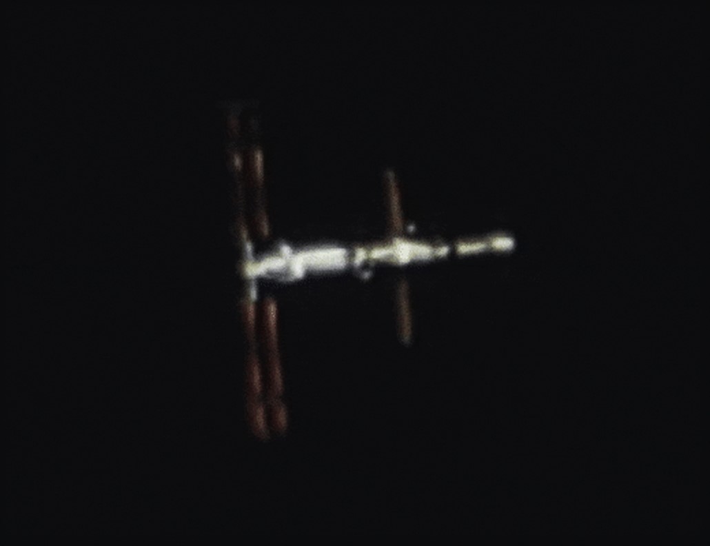 Tiangong e sprite - Astronomia.com